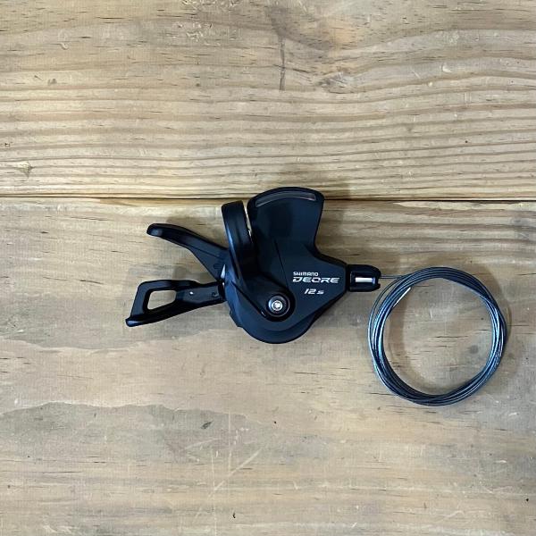 SHIMANO シマノ ラピッドファイヤープラスSL-M6100MTB 12スピード22.2mm径インナーケーブル、インナーケーブルキャプ付属外箱なし素早く容易なシフティング素早いレバーアクセス、軽いシフト操作一気に3段のギヤ変速が可能 (...