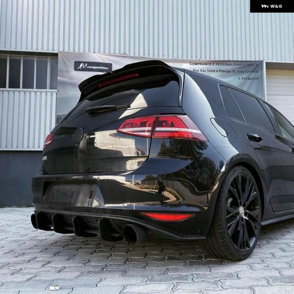 車用リア バンパー 4フィン ディフューザー リアサイドスプリッター スポイラー リップ VW フォルクスワーゲン ゴルフ 7 VII MK7 GTI 2013-2016 ABS製 カスタム パーツ アクセサリーHigh-concerned...