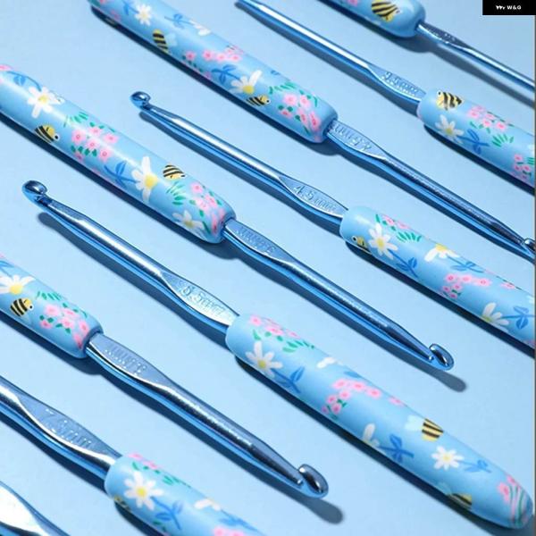 かぎニードルキット 12個かぎニードル 人間工学に基づいた編み物かぎニードルセット カスタム パーツ アクセサリーHigh-concerned chemical:NoneSticker Placement:HeadOrigin:Mainla...