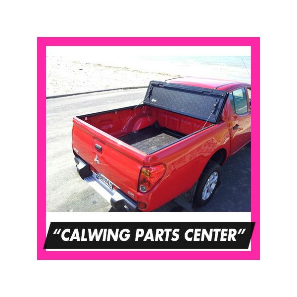 タンドラ トノカバー バックフリップ/BAKFLIP 三つ折りたたみ式ハードタイプ '07y-カスタムメイドの荷室保護に最適な商品です。荷室内のほこりや汚れを防ぐだけでなく、ルックスも車輌に馴染みやすくおススメの商品です。★適合車種★タンド...