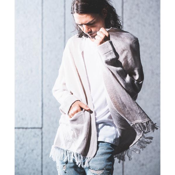 BLACKPURPLEIVORYBEIGE175cm B90-W73-H89 靴26.5cmのモデルがMサイズを着用。■Design&amp;Detail…裾口にフリンジデザインを取り入れたギミックデザインのニットカーディガン、ボタンレスの...