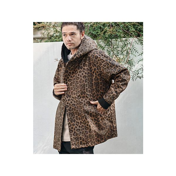 175cmB90-W73-H89靴26.5cmのモデルがMサイズを着用。レオパード柄レザー生地を採用。見た目だけでかなりのインパクトを感じさせる素材にざっくり羽織れるポンチョ風のジャケット。非常に珍しい生地で製品洗い加工を加えることで独特の...
