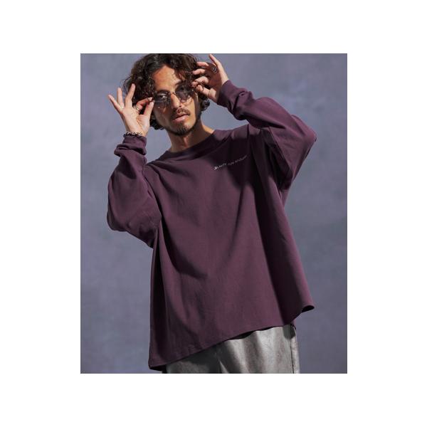 181cmのモデルがMサイズを着用。オーガニックコットン100%の生地を使用したプリントロングスリーブTシャツ。ゆったりとしたルーズシルエット。小さめのプリントでシンプルなデザインです。※着用画像と商品単体画像で色が異なる場合がございます。...