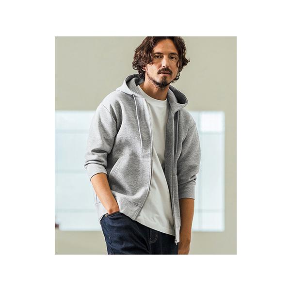 181cmのモデルが46サイズを着用。接結フライス編み生地を使用した7分袖ジップアップフードパーカです。接結フライス編み生地とは、フライス編みの生地を接結（せっけつ）という方法で結びつけた特殊な生地です。フライス編み生地単独では、伸縮性があ...