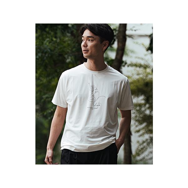 180cmB88cm-W73cm-H89のモデルが4(L)サイズを着用。サラッと心地良い、明日も着たいTシャツ着ごこち◎耐久性◎イージーケア◎CALLのTシャツは「普通じゃない」●吸湿速乾でいつでもサラッと●毛羽立ちしにくい素材でヘタれにく...