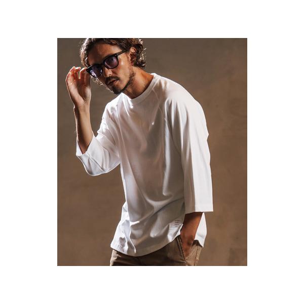 181cmのモデルがwhite：Lサイズ/その他：Mサイズを着用。リラックス感あるシルエットのハーフスリーブカットソー。さらりとした肌触りと吸湿性・速乾性に優れている素材で着心地も抜群。裾にはブランドラベルをセット。wjkreluxeはwj...