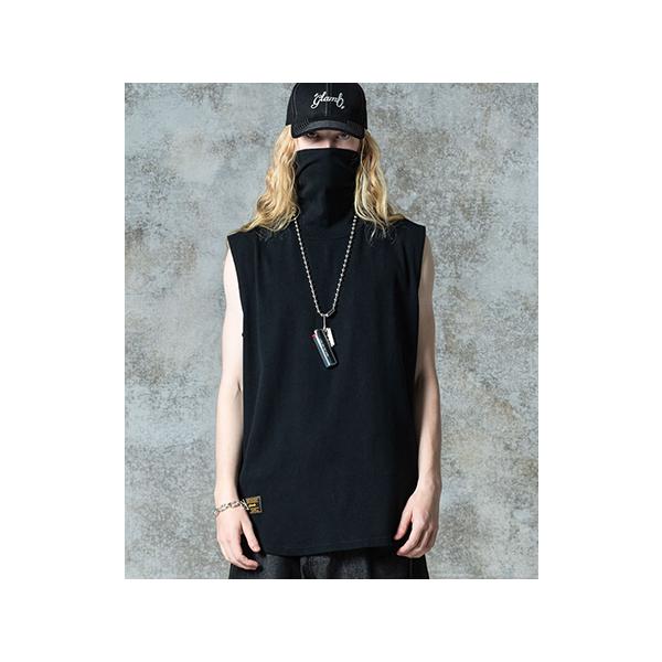 タートルネックとタンクトップを融合、秋冬に構築的なレイヤードスタイルを演出するTurtleNeckTankTop。アームホールを広めに設けたスリーブレスのパターンはスウェットやシャツのインナー使いをする際にかさばらないよう配慮したもの。ハイ...