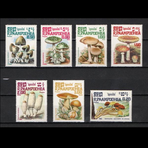 MNH (Mint Never Hinged)新品未使用・ヒンジ跡なし