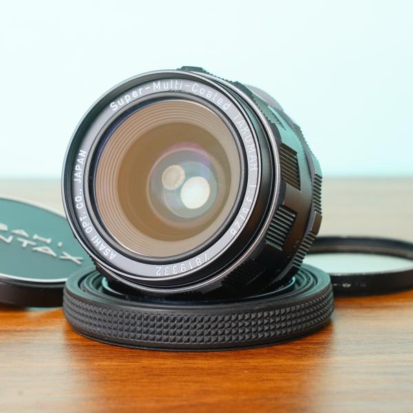 ＊商品に興味を持っていただきありがとうございます＊ ----------------------------- Super-Takumarレンズは、オールドレンズの代名詞とも言えるほど人気があります。  ノスタルジックな色味でふんわりとした...