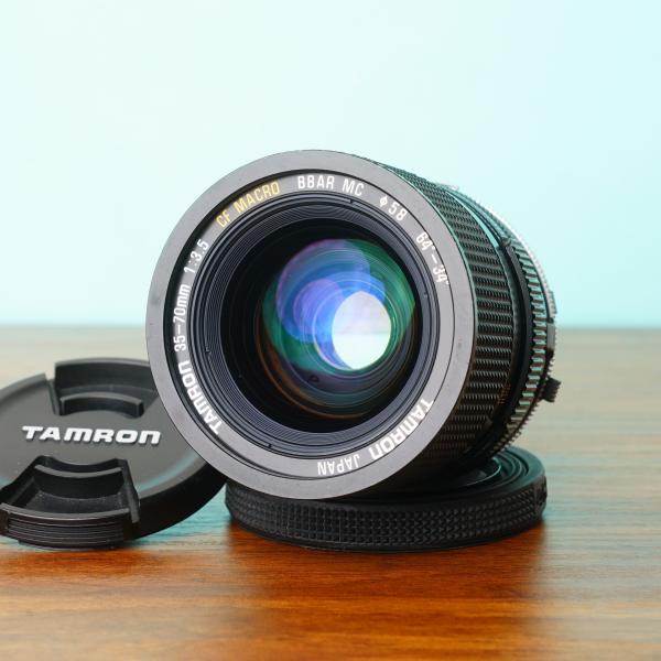 -----------------------------標準50mmを中心に、広角35mmから中望遠70mmまで日常的な撮影がこの1本でカバーできます。マクロ撮影も可能です。アダプトールを取り替えれば他メーカーのカメラにも装着できます。こ...