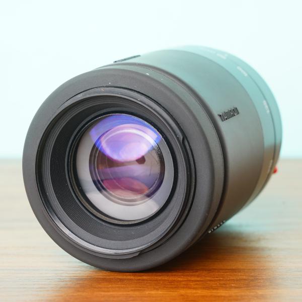 -----------------------------マウント：ミノルタA-----------------------------●ズームリングの動きはスムーズです。●レンズ内部にわずかなチリの混入、薄カビ、薄曇りが見られますが良好で...