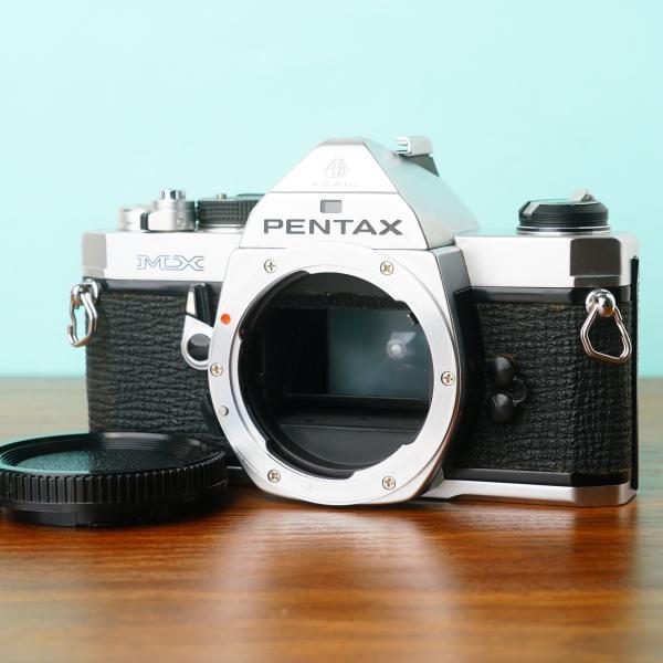【完動/実用良品】PENTAX MX シルバー 動作確認済 LED露出計OK シャッター全速変化 モルト交換済 フィルムカウンターOK ボディキャップ付 #PMX_SL_BCペンタックスの極小フルメカニカル一眼レフ「PENTAX MX」。シ...
