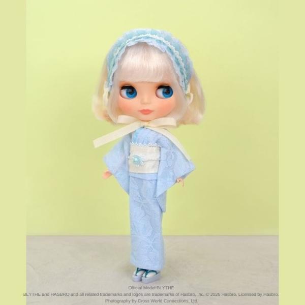 【発売日：2026年02月16日】Junie Moonプロデュース Dear Darling fashion for dolls から「レース着物セット」登場フリルやレースをたっぷり使った帯とヘッドドレスがセットになっています。レースを全体...
