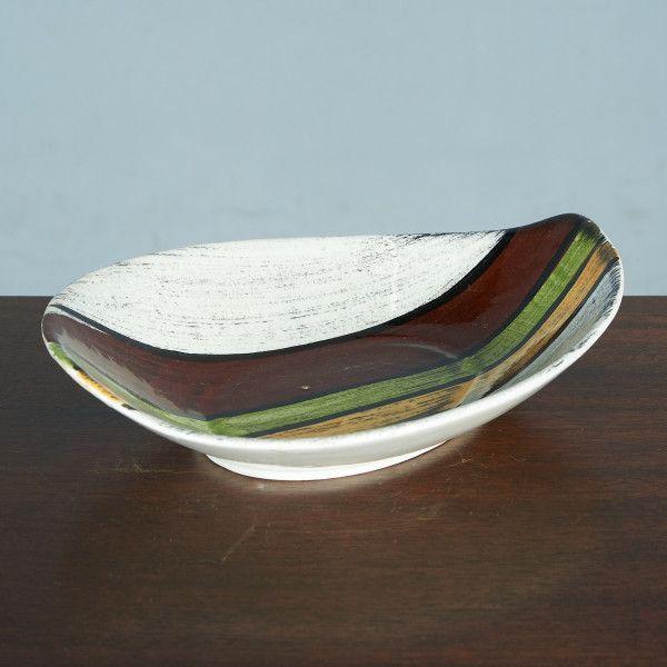 サイズ（単位mm）：- 幅 270 奥行き 205 高さ 65主な素材：- 陶器ブランド：シューリッヒ Scheurichデザイナー：-年代：-コンディション：★★★★ 目立った傷や汚れなし