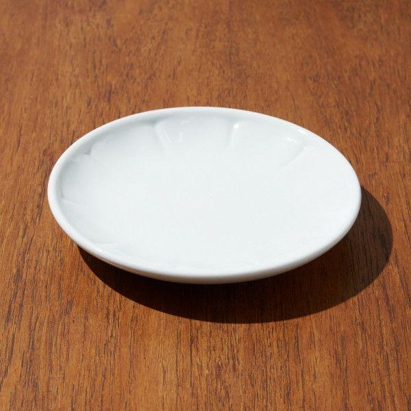 サイズ（単位mm）：- 幅 170 奥行き 170 高さ 25主な素材：- 磁気(有田焼)ブランド：-デザイナー：-年代：-コンディション：★★★★★★  新品、未使用