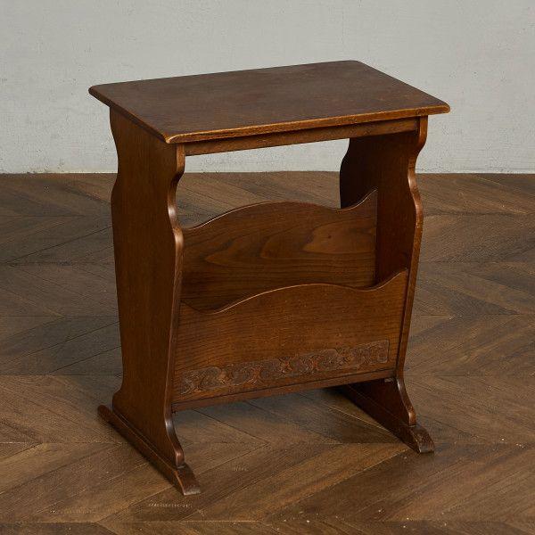 サイズ（単位mm）：- 幅 485 奥行き 380 高さ 575主な素材：- オークブランド：-デザイナー：-年代：-コンディション：★★★ やや傷や汚れあり