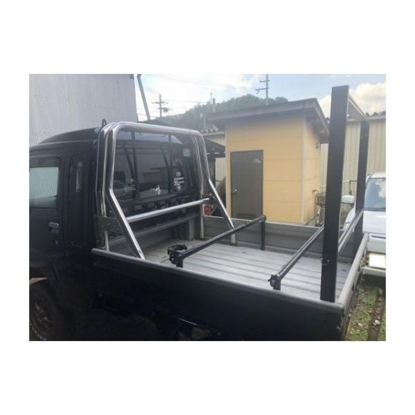 ●メーカー名：J-tanto(ジェイタント)●商品名：トラレール H35cmブラックアクティ以外の軽トラックアクティ以外の軽トラックに対応のキャリアです。サイドバー2段タイプ。お好きな高さに調節できて、取り付けも簡単！穴あけ不要で、不要な時...