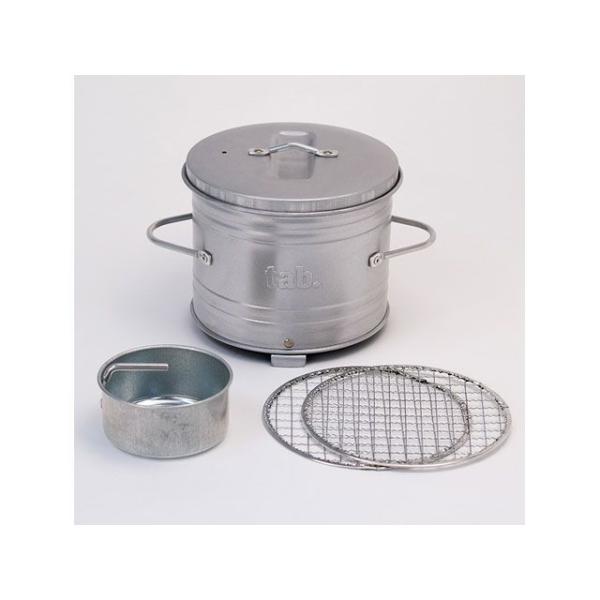 ●メーカー名：タブ / tab.●商品名：缶スモーカーSEメーカー品番：TB-KSSE01JANコード：4906925310131本体：アルミメッキ鋼板網：スチール（ユニクロームメッキ）直径φ196x高さ175m／m650gセット内容：本体...
