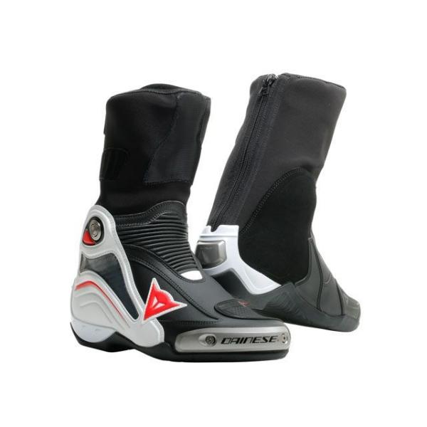 ●メーカー名：ダイネーゼ / Dainese●商品名：AXIAL D1 BOOTS（A66）●サイズ：41メーカー品番：1795207JANコード：8052644998788当商品はダイネーゼ正規輸入元（ダイネーゼジャパン）の商品となります...