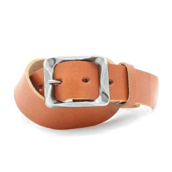 ●メーカー名：LOCAL WORKS(ローカルワークス)●商品名：VACHETTA 40mm幅 SPIRAL GARRISON BUCKLE BELT（ブラウン）メーカー品番：RC-061Lブラウン牛革フリー栃木レザーバケッタを使用したベル...