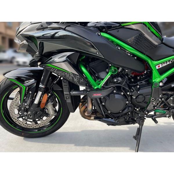 ●メーカー名：モトロックマン / moto rockman●商品名：ダウンフォーススライダー TYPE2 Z H2/SE 20-23メーカー品番：DS2-K13Z H2スライダーの装着によってどうしても避けられない空気抵抗の増加。この抵抗を...
