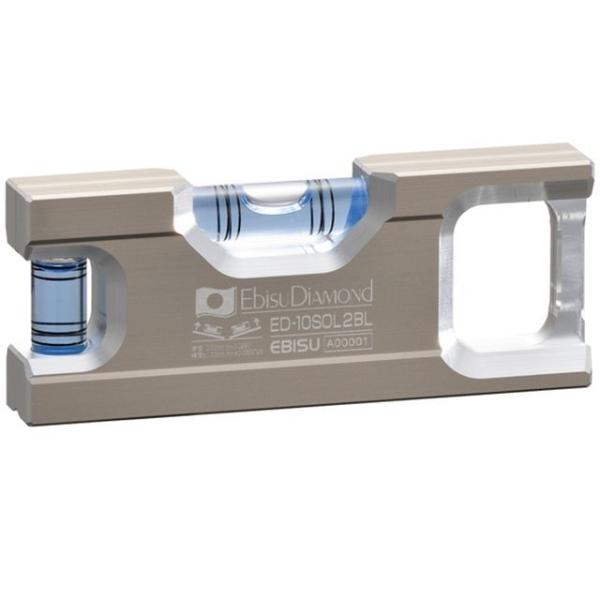 ●メーカー名：エビス / EBISU●商品名：ソリッドレベル2（ブルー）メーカー品番：ED-10SOL2BLJANコード：4950515146327ブルーサイズ（約）：15×40×100mm製品質量（約）：116gアルミ合金押出材硬化処理4...