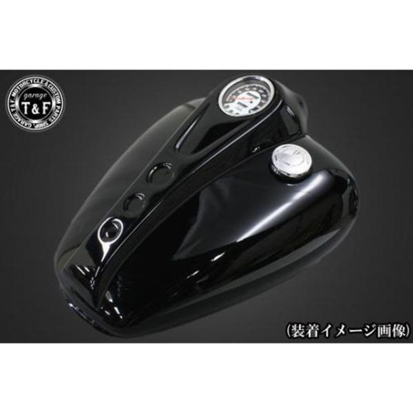 ●メーカー名：ガレージT&amp;F / T&amp;F(ガレージティーアンドエフ)●商品名：ドラッグスター400 トリプルホールセンターカバー（純正タンク専用）メーカー品番：・702280DragStar 400（XVS400） ドラッグ...