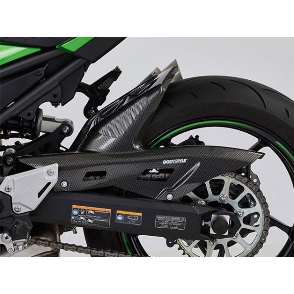 ●メーカー名：ボディースタイル / BODY STYLE●商品名：リアハガー KAWASAKI Z900 2017-2018 カーボンルックメーカー品番：bds_6529754JANコード：4251233338330Z900※画像はイメージ...