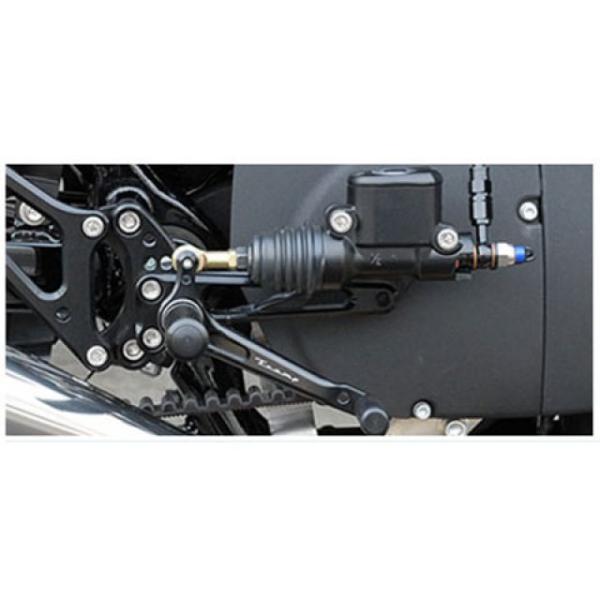 ●メーカー名：トランプ / Tramp Cycle(トランプサイクル)●商品名：TB-030B-ABS /XL14年〜ABS付きモデル用：タンデムブラケット無しメーカー品番：TB-030B-ABSスポーツスターファミリー汎用 【ステップポジ...