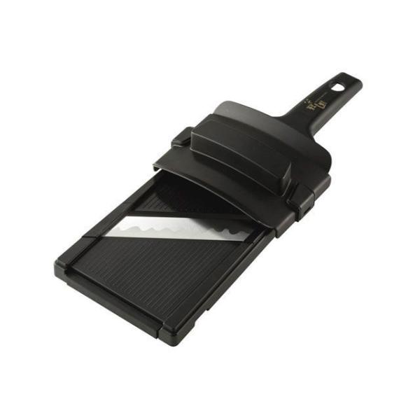 ●メーカー名：関孫六 / sekimagoroku(セキマゴロク)●商品名：関孫六 ワイドキャベツスライサー ＃000DH3304メーカー品番：000DH3304JANコード：4901601388947■サイズ：415×183×60（mm）...