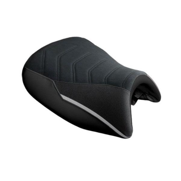 ●メーカー名：ルイモト / LUI MOTO●商品名：フロント シートカバー Technikメーカー品番：LM-8101105JANコード：4589678389007K1600GTスウェード/TEC-GRIP/シルバー/CFブラックTech...