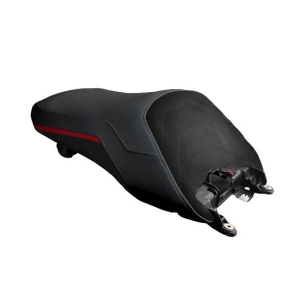 ●メーカー名：ルイモト / LUI MOTO●商品名：リア シートカバー Technikメーカー品番：LM-8101208JANコード：4589678389137K1600GTSPブラック/CFブラック/ディープレッド/TEC-GRIPTe...