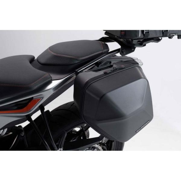●メーカー名：SWモテック / SW-MOTECH(エスダブリューモテック)●商品名：URBAN ABS サイドケースシステム 1x 16 l. KTM 790 Duke（18-）.｜BC.HTA.04.641.30000/Bメーカー品番：...