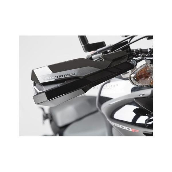 ●メーカー名：SWモテック / SW-MOTECH(エスダブリューモテック)●商品名：コブラ ハンドガードキット ブラック、Honda CB 125 Eメーカー品番：sw_HPR_00_220_22300B390 DUKE 390デュークC...