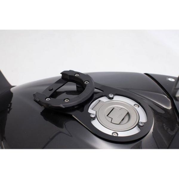 ●メーカー名：SWモテック / SW-MOTECH(エスダブリューモテック)●商品名：EVO tank ringBlack. Yamaha Niken（18-）.｜TRT.00.640.31300/Bメーカー品番：sw_TRT_00_640...