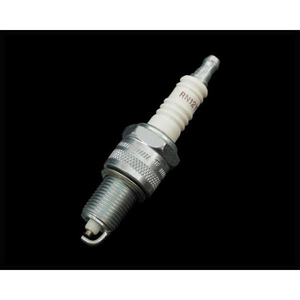 ●メーカー名：チャンピオン / CHAMPION●商品名：スパークプラグ RN12YCメーカー品番：・001443ソフテイルファミリー汎用 ダイナファミリー汎用 ツーリングファミリー汎用 旧車 ショベルFL系旧車 ショベルFX系RN12YC...