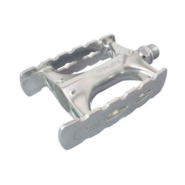 ●メーカー名：三ヶ島（自転車） / MKS(ミカシマ)●商品名：ペダル（CT-LITE）左右ペア 9/16芯（シルバー）JANコード：4560369001231シルバー原産国：日本材質：アルミ、スチール製品サイズ：踏面 93×66mm、重量...
