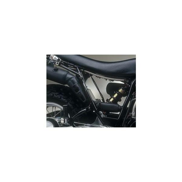 ●メーカー名：ポッシュフェイス / POSH Faith●商品名：マッドガードメーカー品番：・023167JANコード：4945716231675TW200TW225アルミ製アルマイト仕上げエアクリーナーボックスを外したとき、サスやキャブレ...