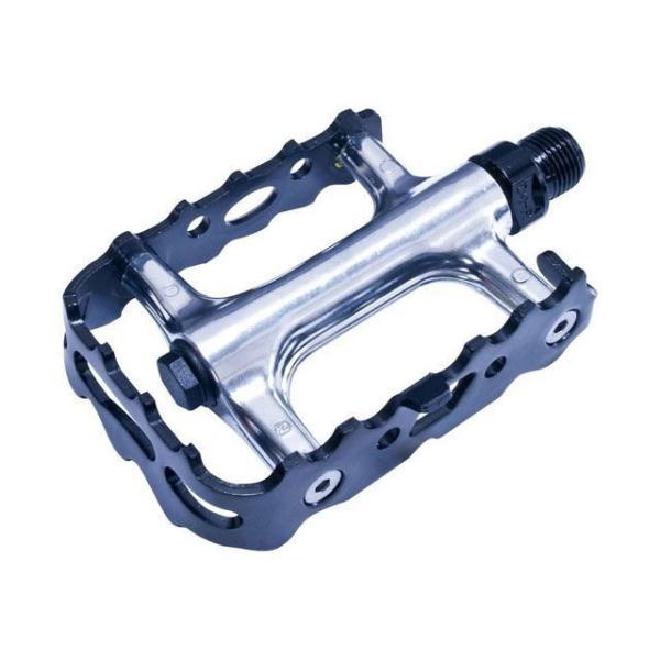 ●メーカー名：ブイピー（自転車） / VP(ブイピー)●商品名：自転車 ペダル （VP-196） 左右ペア 9/16芯（ブラック）JANコード：4962625751681ブラック台湾VP社製のアルミ製フラットペダル。街乗り用のクロスバイクや...