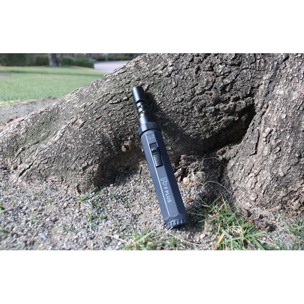 なんと1980円！高コスパ＆高出力のスティックバーナーライター専用のガスボンベで繰り返し充填可能、火力調整もダイヤルで簡単にセーフティロックは着火時にもセットできるので火を出しっぱなしで炙り料理などにも便利です。サイズ：奥行25ｍｍ×横25...