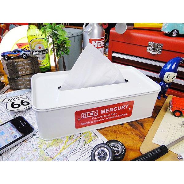 あーもう見た瞬間に決まりってヤツだね！ハイセンスなデザインで人気の高いマーキュリーブランドからツールボックス風のスチール製ティッシュケースがリリースされました！インテリアをぶち壊すあの市販のティッシュが一瞬でカッコヨクなっちゃうというモビル...