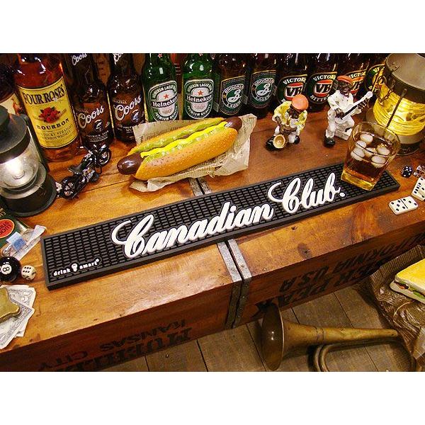 自宅にいながらにして、バーで飲んでる雰囲気をとことん味わう・・・・お酒好きならそんな想像、一度はしたことあるのでは！そこでキャンディタワーが用意したのがこの海外のパブで実際に使われているバーマットなんです。通常はリカーブランドからバーやパブ...