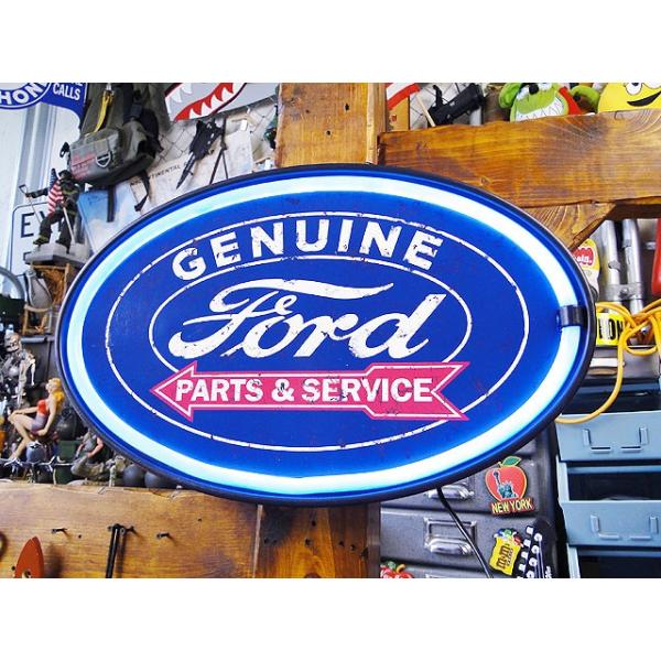 ガレージシーンを彩るネオンサインに新しいヤツが登場しました。アメリカのシーンって今も昔もネオンのシーンがやっぱり似合うもんね！今回のはそんなネオン管をLEDを使って再現したっていうアイデア商品なんです。LEDなので当然ながら省電力で、しかも...