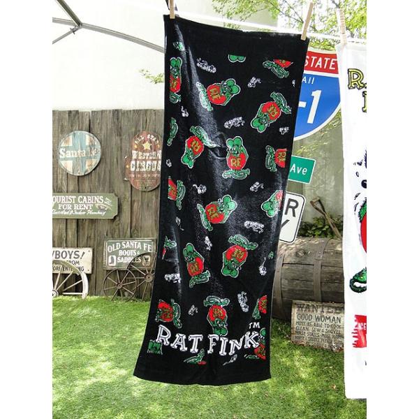 ホットロッドカルチャーのカリスマキャラことラットフィンクが描かれたフェイスタオルです。普段使いはもちろん、フィットネスで使うのにも使い勝手のイイサイズの定番フェイスタオルです。しかし、カスタムアート界のカリスマキャラだけあって、タオルになっ...