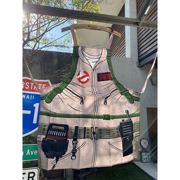 マシュマロマンを退治してニューヨークを危機から救ったあのヒーローたちゴーストバスターズの隊員になれちゃうという・・・・アメリカならではのエプロンをゲット！ゴーストバスターズのオフィシャルライセンスプロダクツなのでちゃんとあのノーゴーストマー...