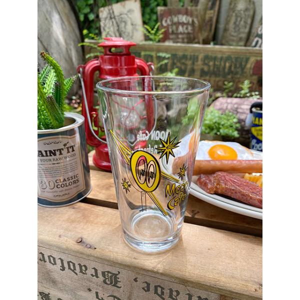 あのムーンアイズがビアグラスを手掛けるとこんなにもクールになっちゃうんです。日本のピンストライパーの第一人者として知られるワイルドマン石井氏によるカッコイイデザインが目を引く逸品！ビールを注ぐとものすごく絵になっちゃいます。大口の開いたガブ...