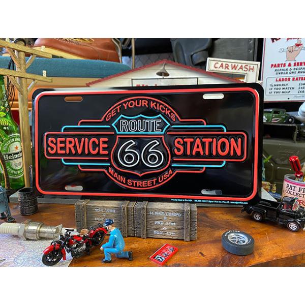 かつてルート66沿いのガスステーションで輝いていただろうネオンサインをモチーフにした古き良きアメリカのライセンスプレート！ルート66デザインのプレートが色んな種類のがリリースされてますがこういうアプローチのは新鮮な気分！本物の光こそ放たない...
