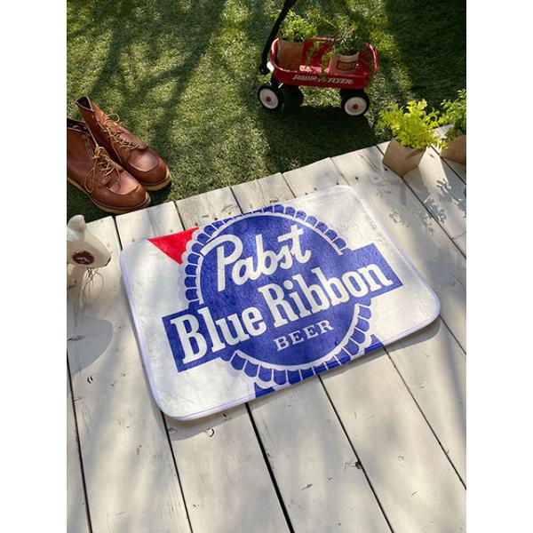 外に飲みに行く機会がすっかりと減って来た昨今自宅でどうやったら美味しくお酒を飲めるかってテーマは重要になってきた！外で飲むよりは安いからって理由で以前よりも少し高級なお酒を揃えてグラスなんかも凝ってみたりしたんだけれど、最後はやっぱりバーの...