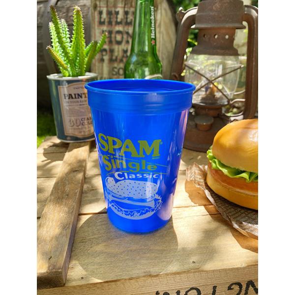 球場でソーダを飲む定番のプラカップスタジアムカップの「スパム」バージョンをゲットしてきました！みんなが紙コップで済ませちゃうようなシーンで我々アメリカ好きはわざわざこういうのを用意するんですよ！やっぱりね、ムードって大切だもん！週末のバーベ...