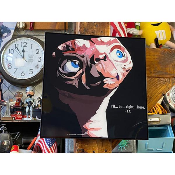 映画史に残る不朽の名作「E.T.」がポップアートフレームで登場しました。んー　やっぱり80年代の名作って好きだなー当時をリアルタイムで観た世代にとっては、忘れられない感動と映画の中のアメリカに憧れ続けた想いが交錯して・・・・何とも言えない心...